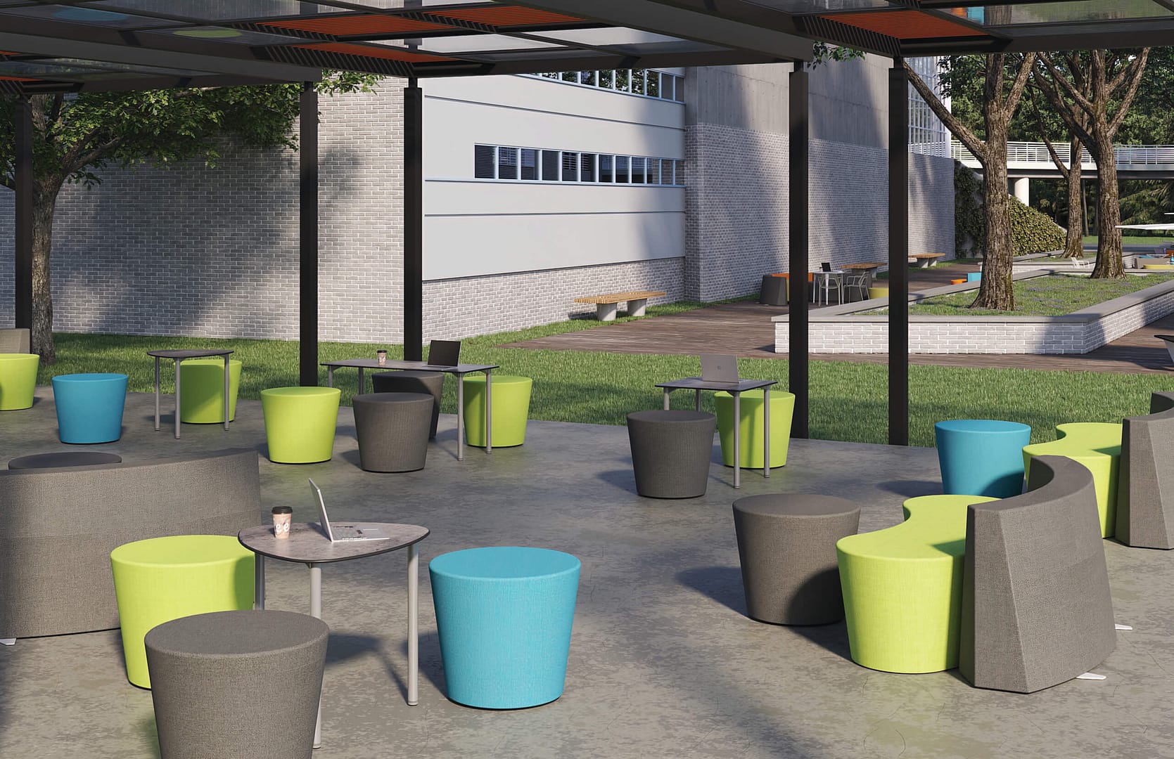 Flowform™ Outdoor Round Table | Smith System®