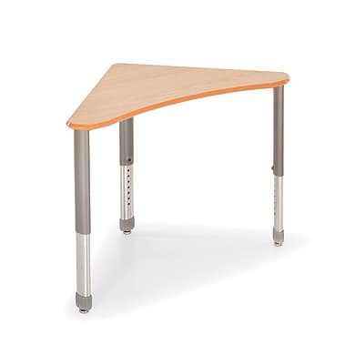 Interchange Wing Desk w/ Swoop | Smith System®